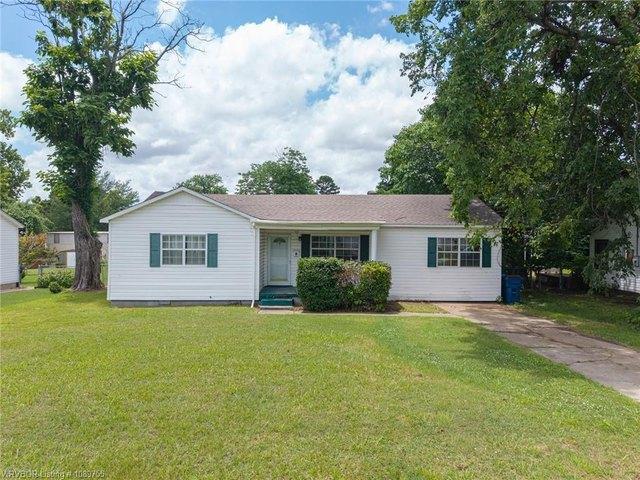 4116 S 18th St, Fort Smith, AR 72901