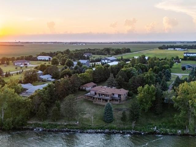 4116 20th Ave SW, Watertown, SD 57201