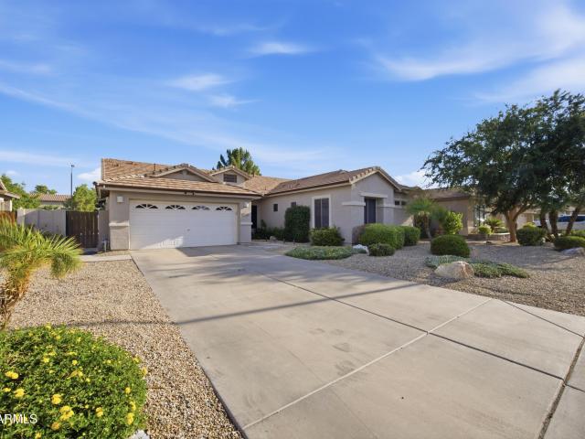 4117 e loma vista street