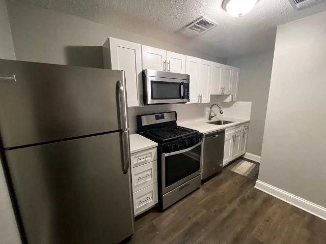 4117 The Flats 2 Bedroom Apartment for Rent at 4117 Adams St, Kansas City, KS 66103 Rosedale