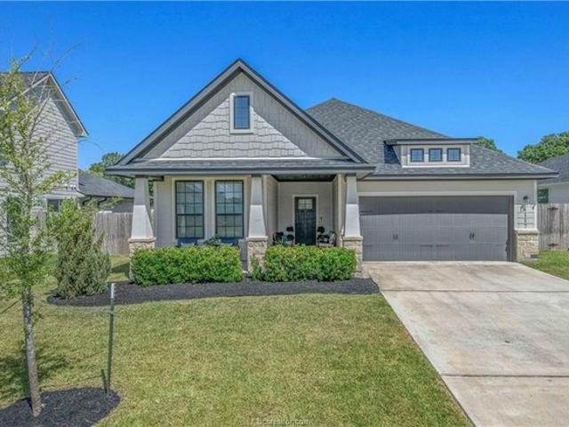 4117 Vintage Estates Ct, Bryan, TX 77808