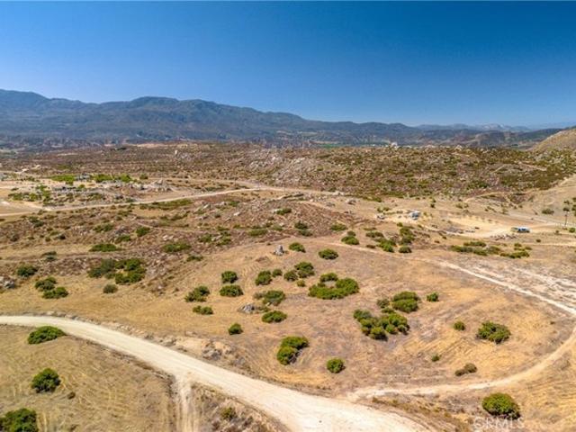 41185 Jojoba Hills Cir, Aguanga, CA 92536