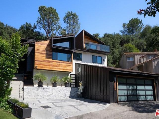 4118 Oak Hollow Rd, Calabasas, CA 91302