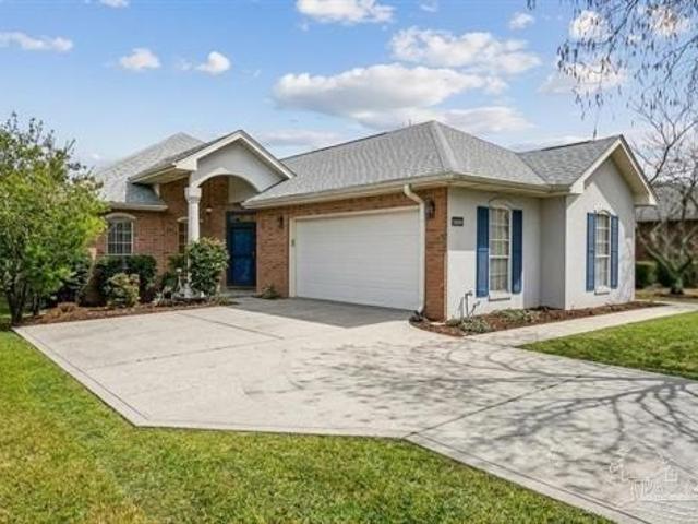 4118 Oak Pointe Dr, Gulf Breeze, FL 32563