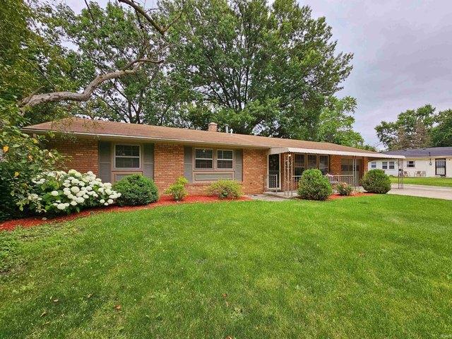 4118 Oakleaf Dr, Fort Wayne, IN 46815