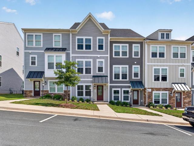 4118 dauphin dr