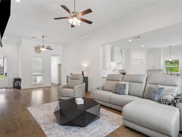 4118 Kelly Lake Lane