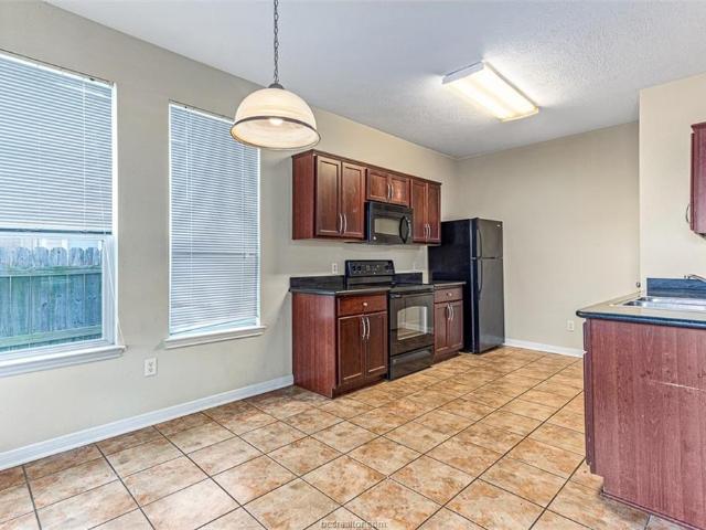 4119 McFarland Dr, College Station, TX 77845 | MLS #26001