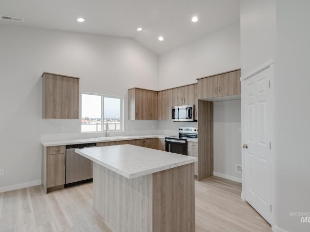 4119 Austin St