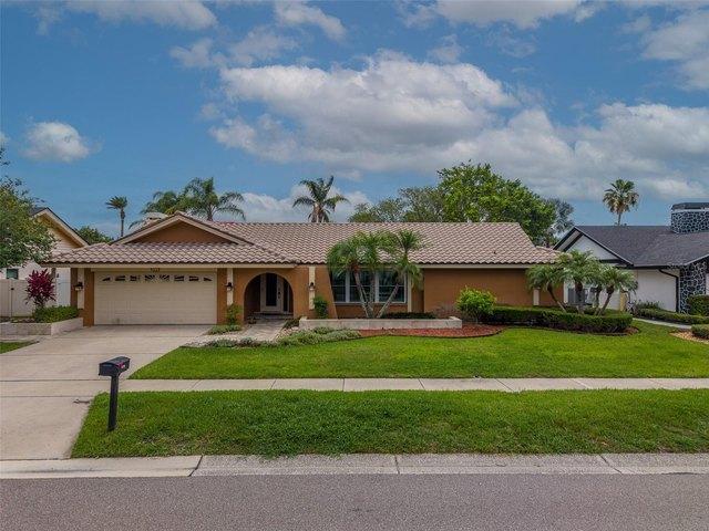 4119 Crosswater Dr, Tampa, FL 33615