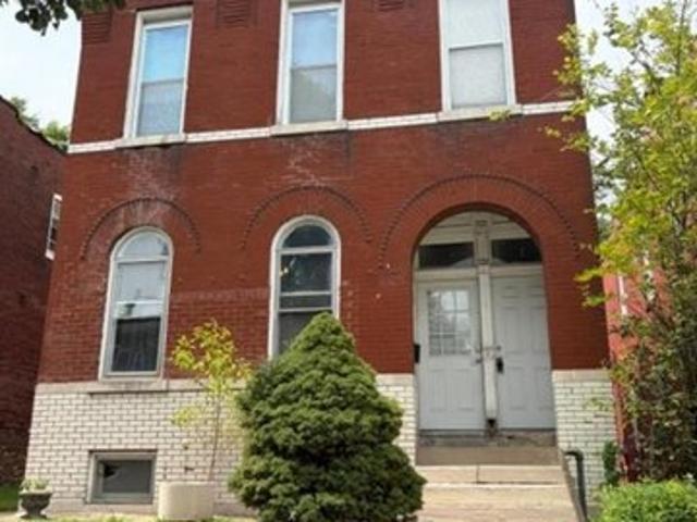 4119 S Compton Ave, Saint Louis, MO 63118
