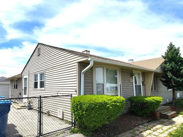 4119 W 89th Pl, Hometown, IL 60456