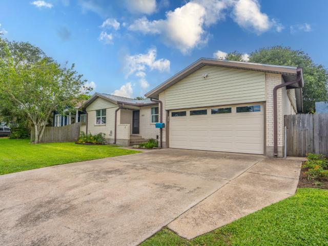 4110 Avenue Q 1/2