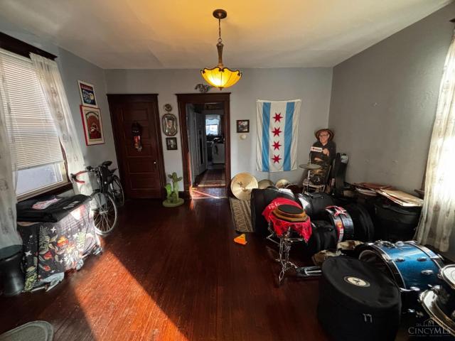 4110 Jerome Avenue