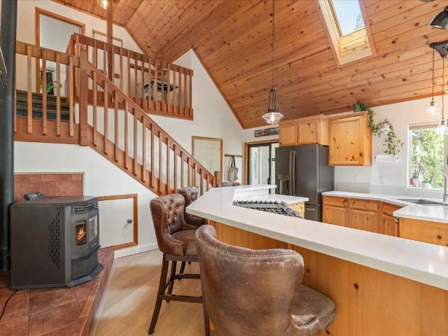 4110 Red Fir Loop