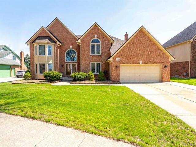 41116 Ginger Ct, Sterling Heights, MI 48314