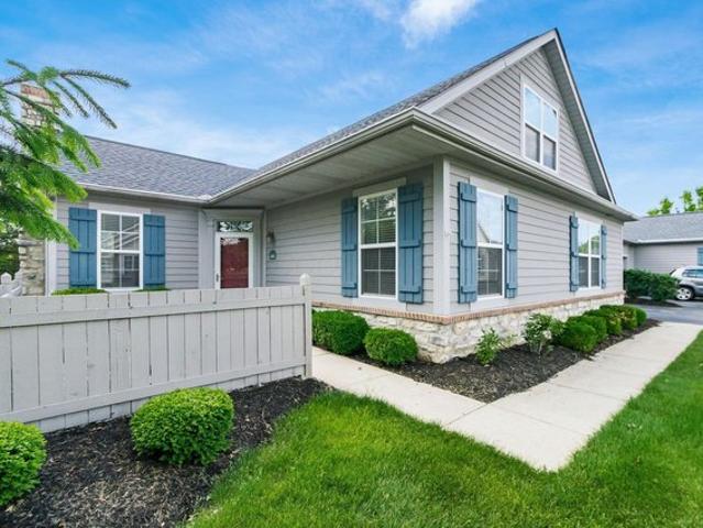 4111 Aumbrey Ct Unit 35, New Albany, OH 43054
