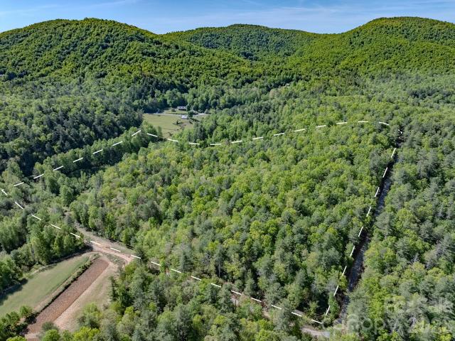 4111 Bobs Creek Road