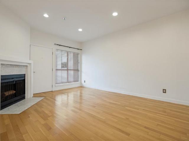 4111 Cole Avenue # 32