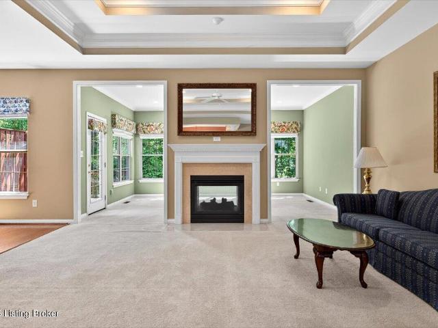 4111 Dolphin Rd