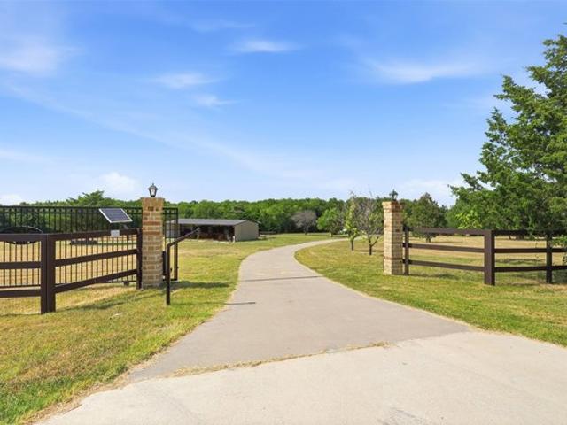 4111 FM 2862, Anna, TX 75409
