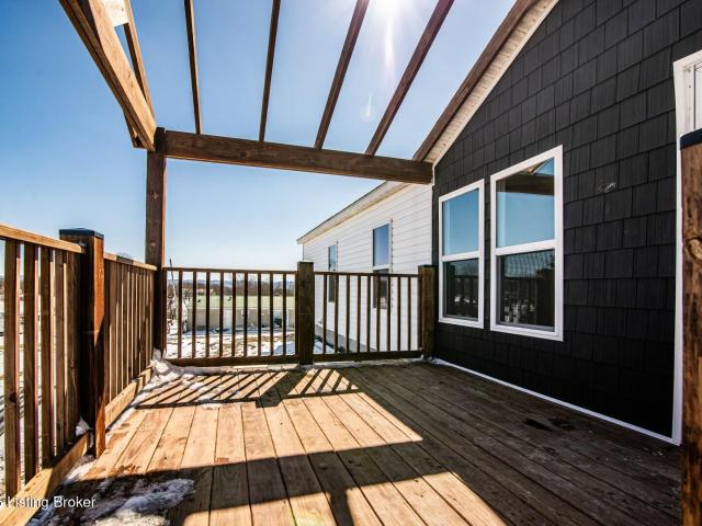 4111 Jim Clark Rd