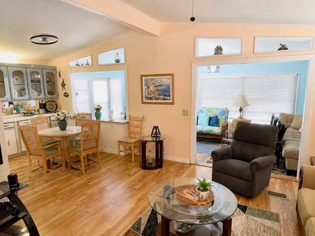 4111 Queens Way, Ellenton, FL 34222