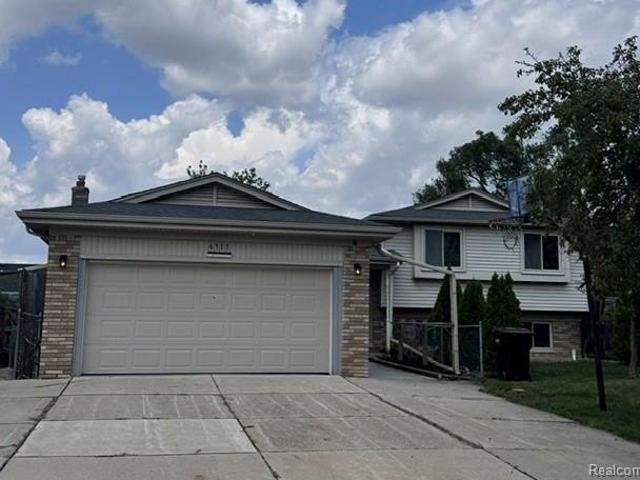 4111 Rose Mary Dr, Sterling Heights, MI 48310