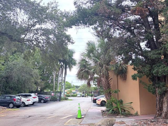 4111 Stirling Rd, Unit 102, Fort Lauderdale, FL 33314 | MLS #A11918 | Compass