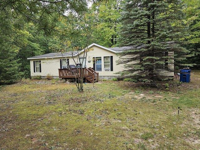 4111 Wartella Rd, Cheboygan, MI 49721