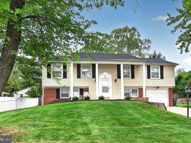 4112 Majestic Ln, Fairfax, VA 22033 | MLS #VAFX2306 | Compass