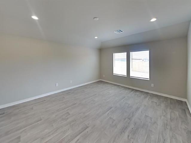 4112 Moonlight Road