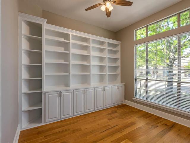 4112 Barona Dr, Carrollton, TX 75010 | MLS #21207