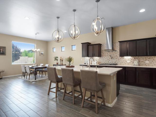 4112 Cleary Court NE