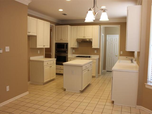 4112 Guthrie Drive