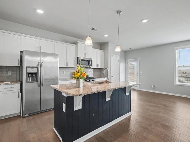 4112 Grapevine Loop