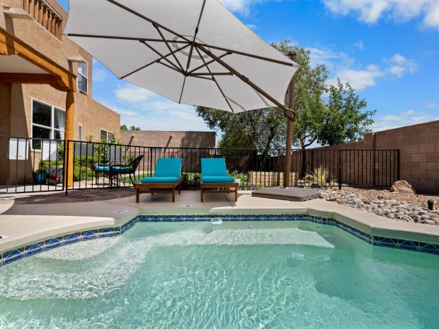 4112 Rancho Gusto NW