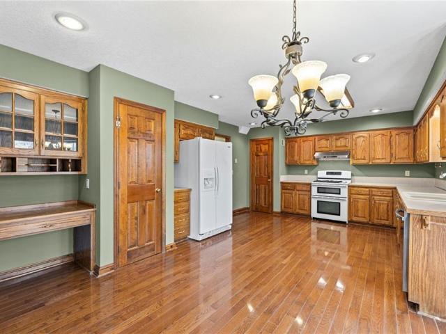4112 Shady Lane Drive