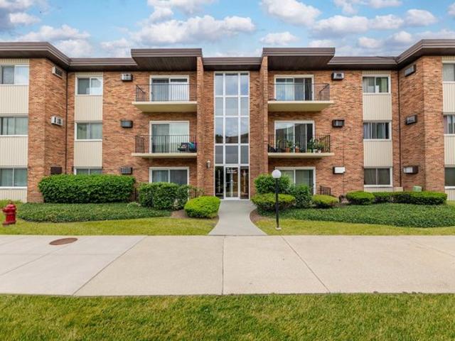 4112 W 98th St Apt 203, Oak Lawn, IL 60453