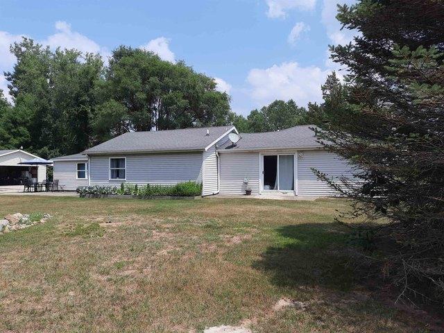 4112 W Sanilac Rd, Vassar, MI 48768