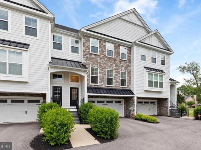 4113 Addison Ct, Lafayette Hill, PA 19444