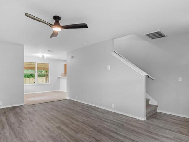 4113 Brook Hollow Dr
