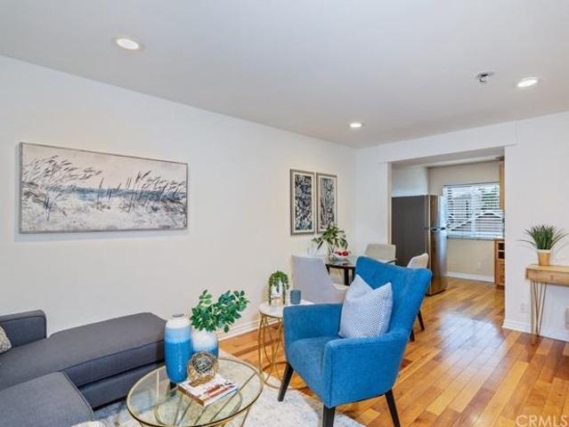 4113 E 10th St #4, Long Beach, CA 90804