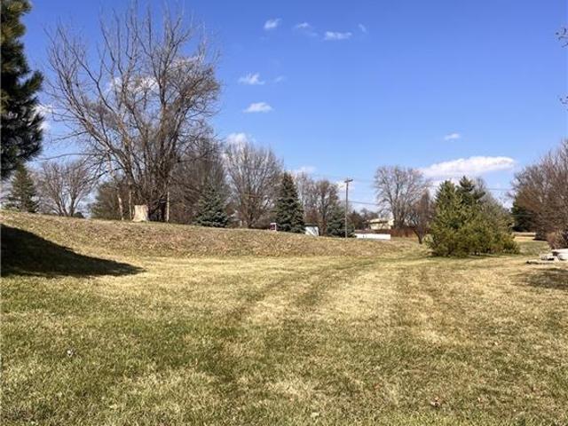 4113 Hidden Valley Dr, St. Joseph, MO 64506 | MLS #2606