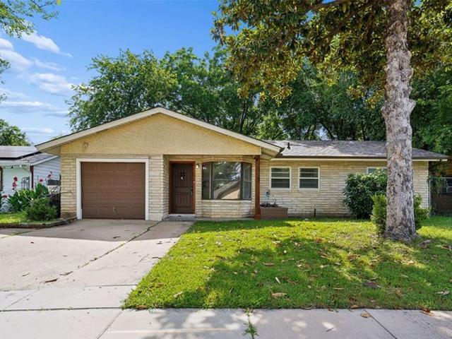 4113 Pate Dr, Fort Worth, TX 76119