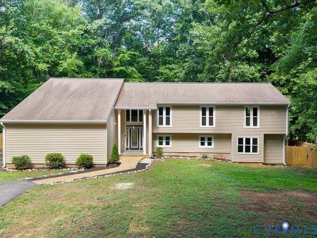 4113 Poplar Grove Rd, Midlothian, VA 23112