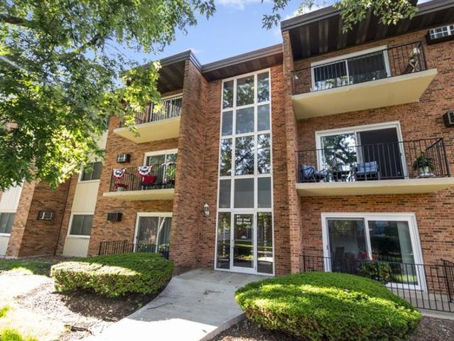 4113 W 97th Pl Apt 303, Oak Lawn, IL 60453