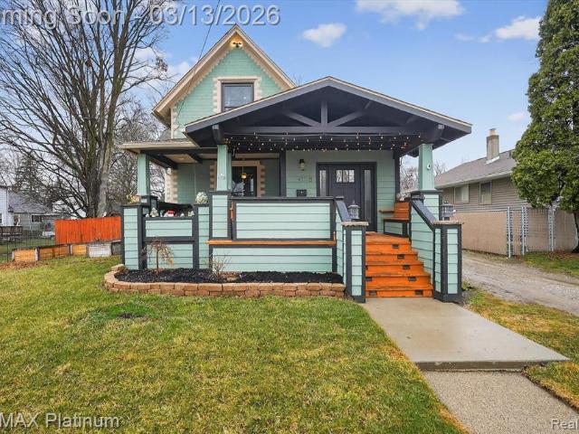 411 3rd Street