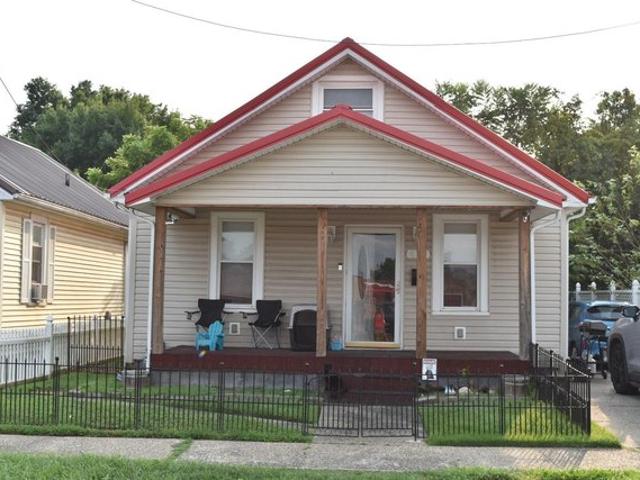 411 19th St W, Huntington, WV 25704