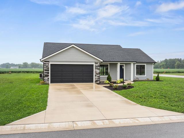 411 Cottonwood Court